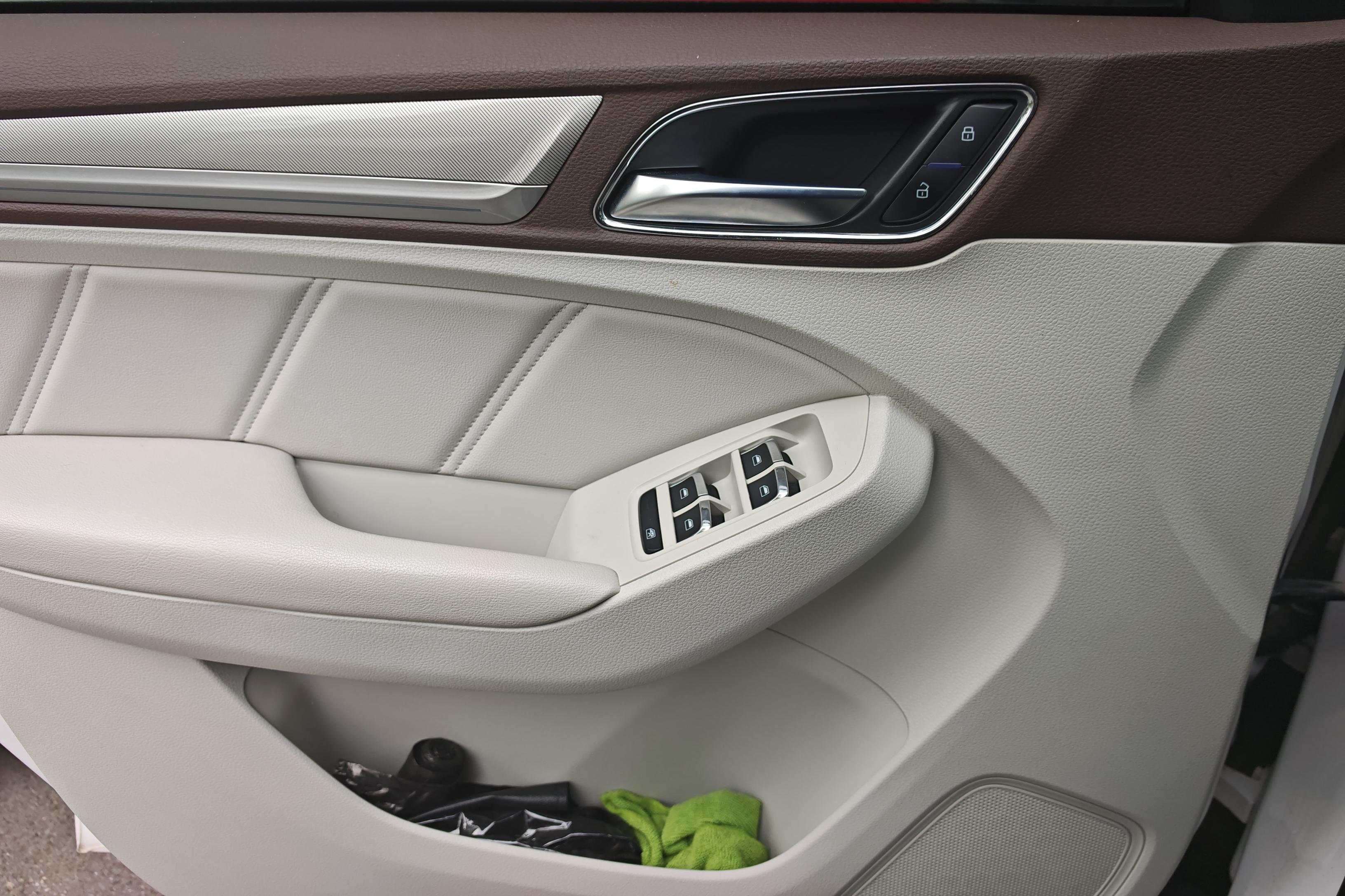 郑州二手荣威eRX5 2017款 1.5T 自动 尊荣旗舰版 (国Ⅴ) -第一车网